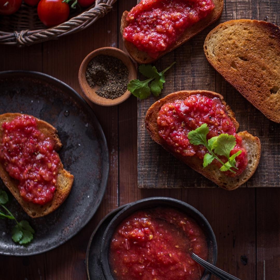 Pan con Tomate - Brot mit Tomate auf spanische Art – Mijn Momentum ...